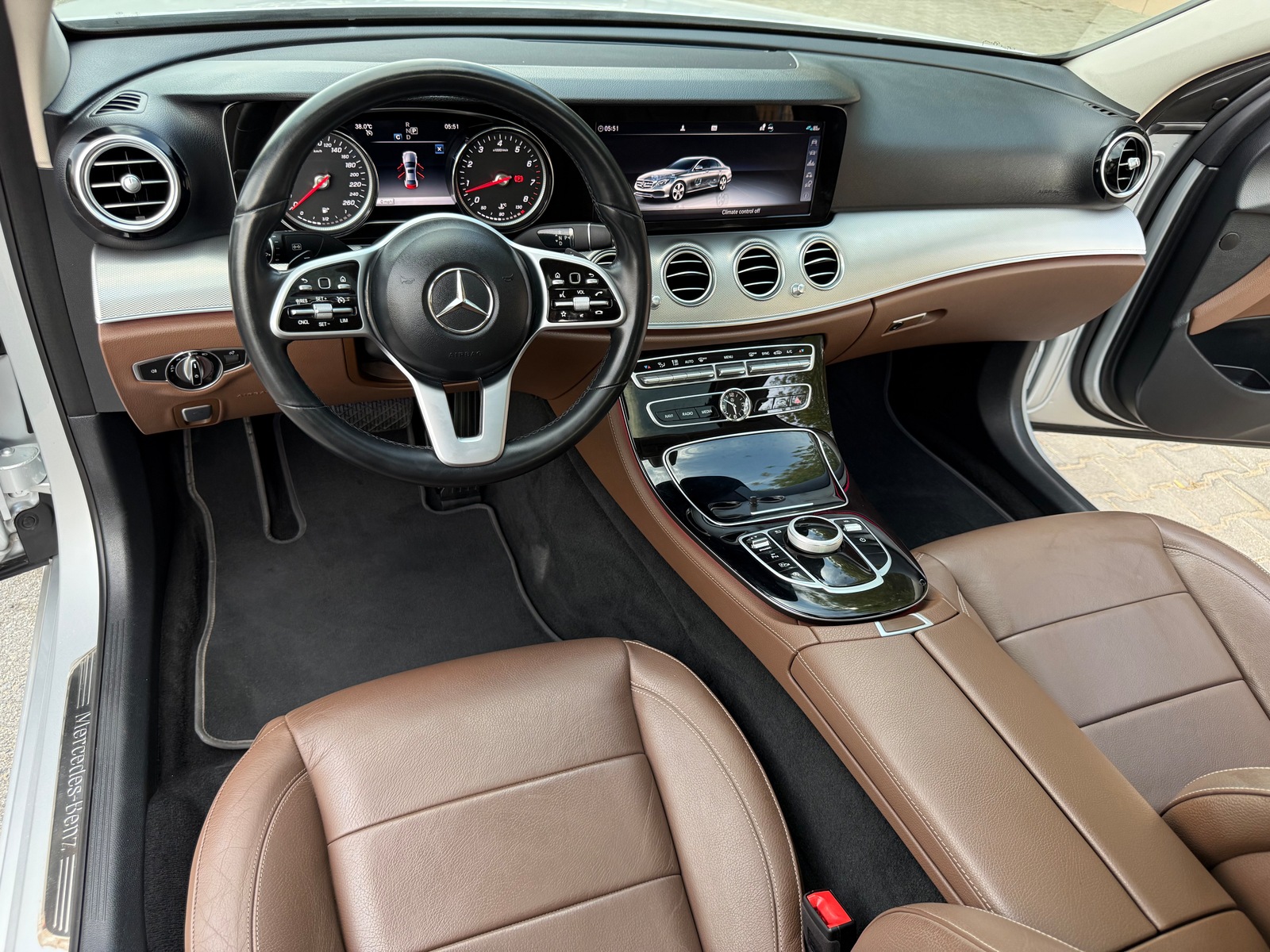 Well maintained “2019 Mercedes-Benz E-Class - iCarsU.com