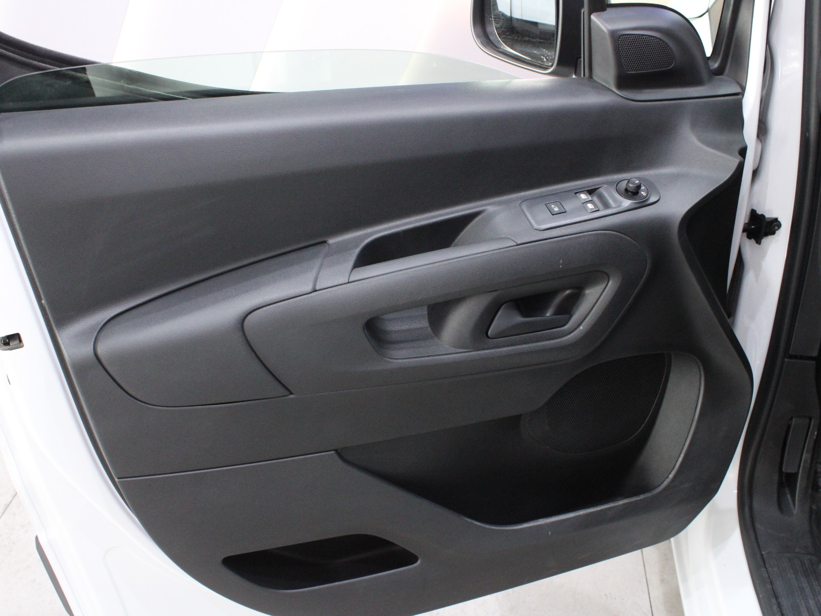 2024 Partner GCC - iCarsU.com