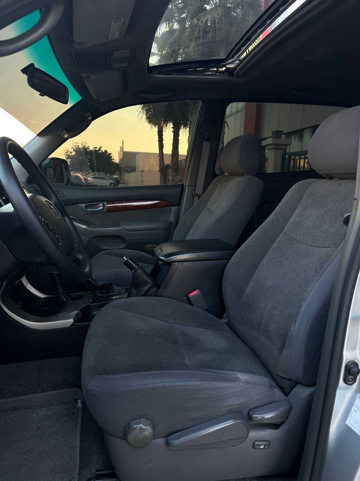 2008 Toyota Prado GCC - iCarsU.com